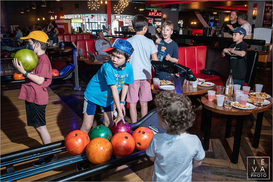 Birthday Party || Bowlero, Chelsea Piers, NYC | IEVA PHOTO